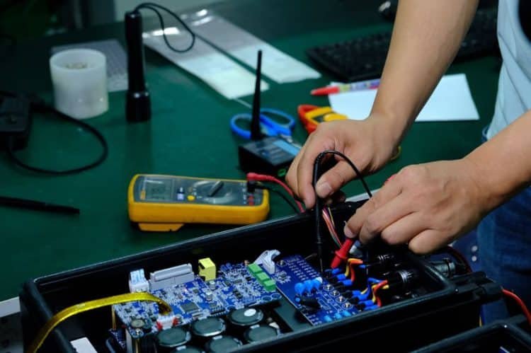 How to Ensure Top-Notch Quality in Solar Pump Inverters? - Hober